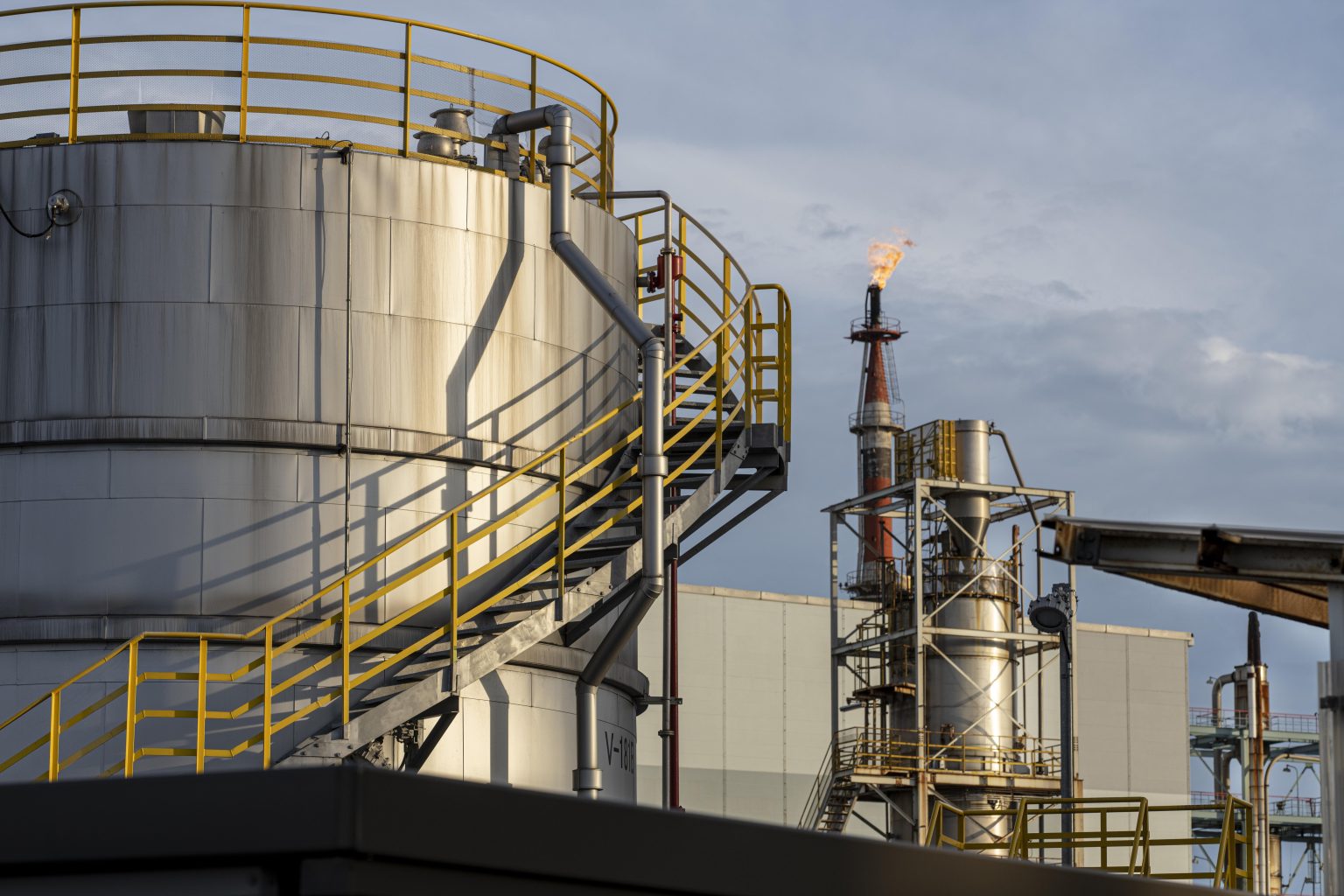 Tyre & Oil Market Update (July 25, 2025) | Finixx Global Insightsก